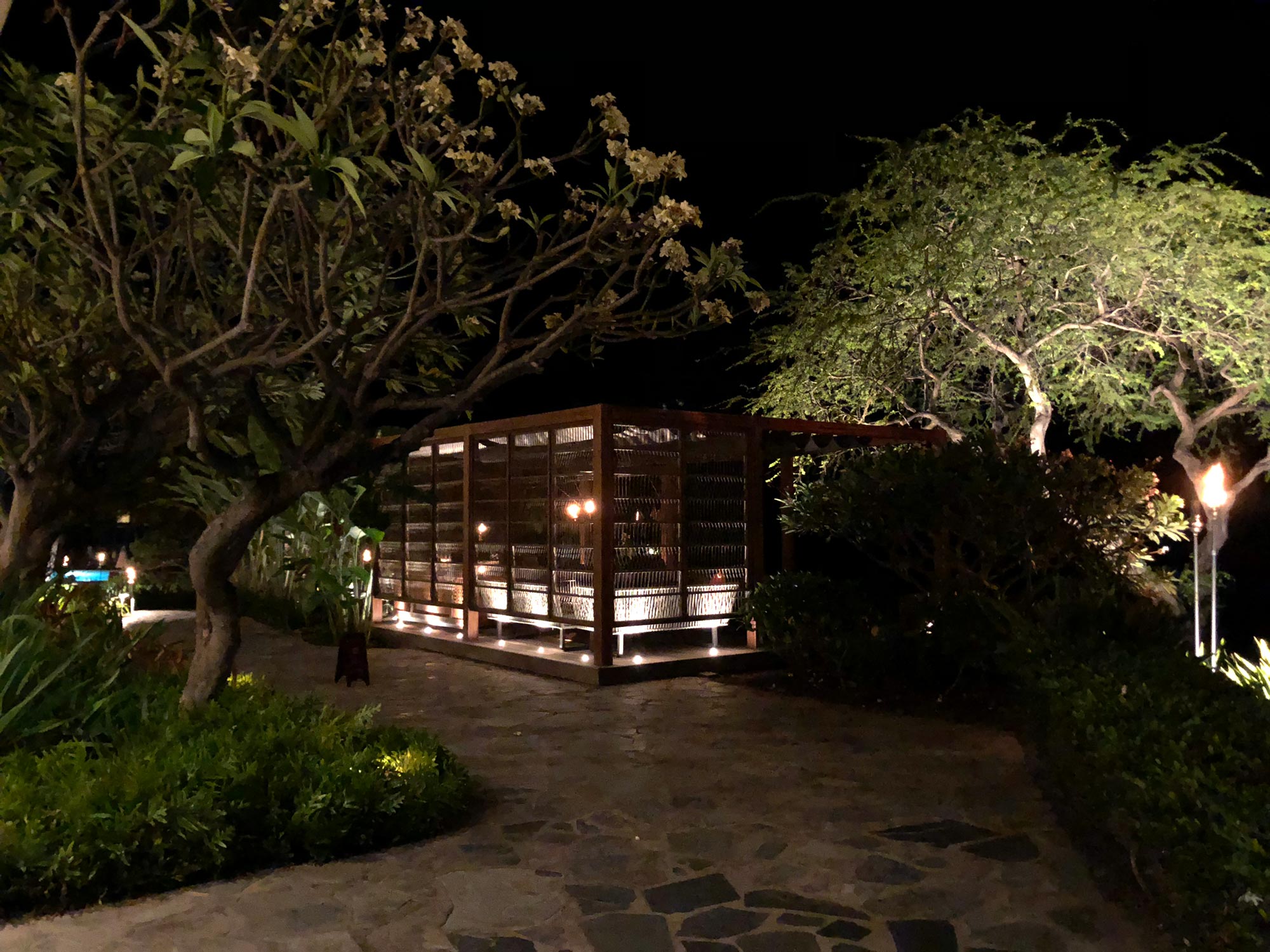 Hawaii Lighting Reps | Servicing the Hawaiian Islands and Polynesia